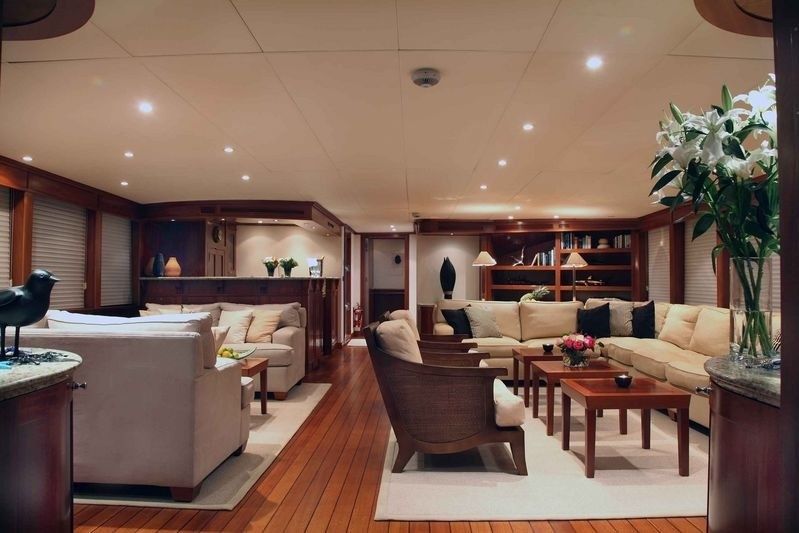 Yacht ASTERIA, DC Anastassiades & ACh Tsortanides | CHARTERWORLD Luxury ...